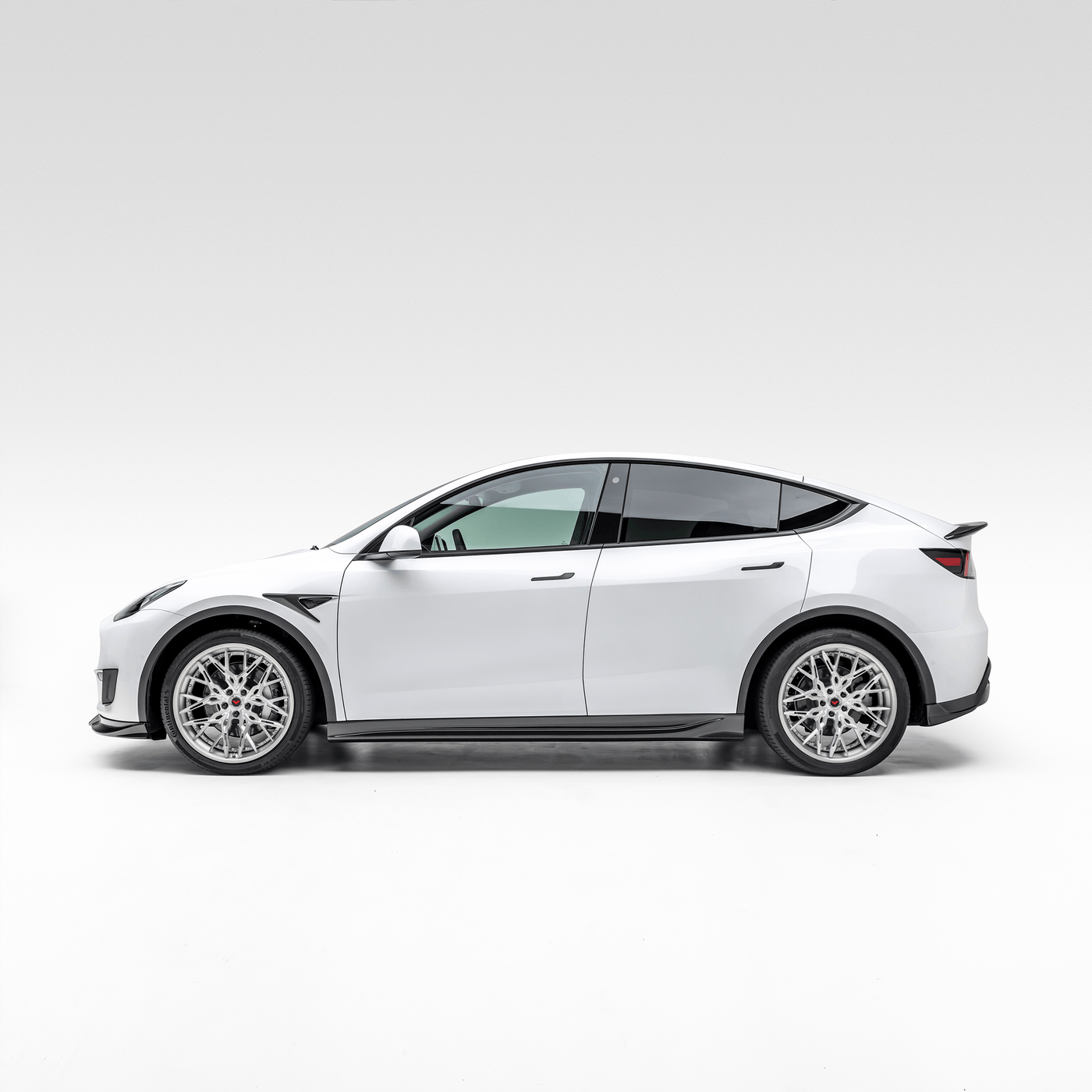 Tesla Model Y Aero Rear Diffuser | Vorsteiner Wheels